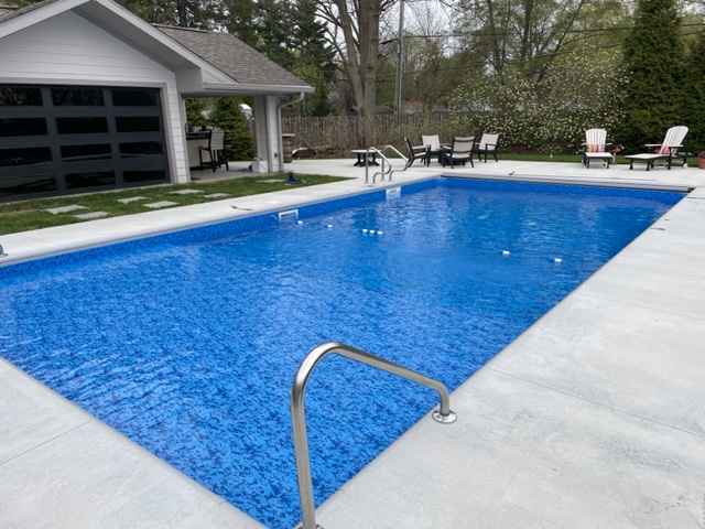 Pool Gallery – LOVINS SELECT POOL AND SPA
